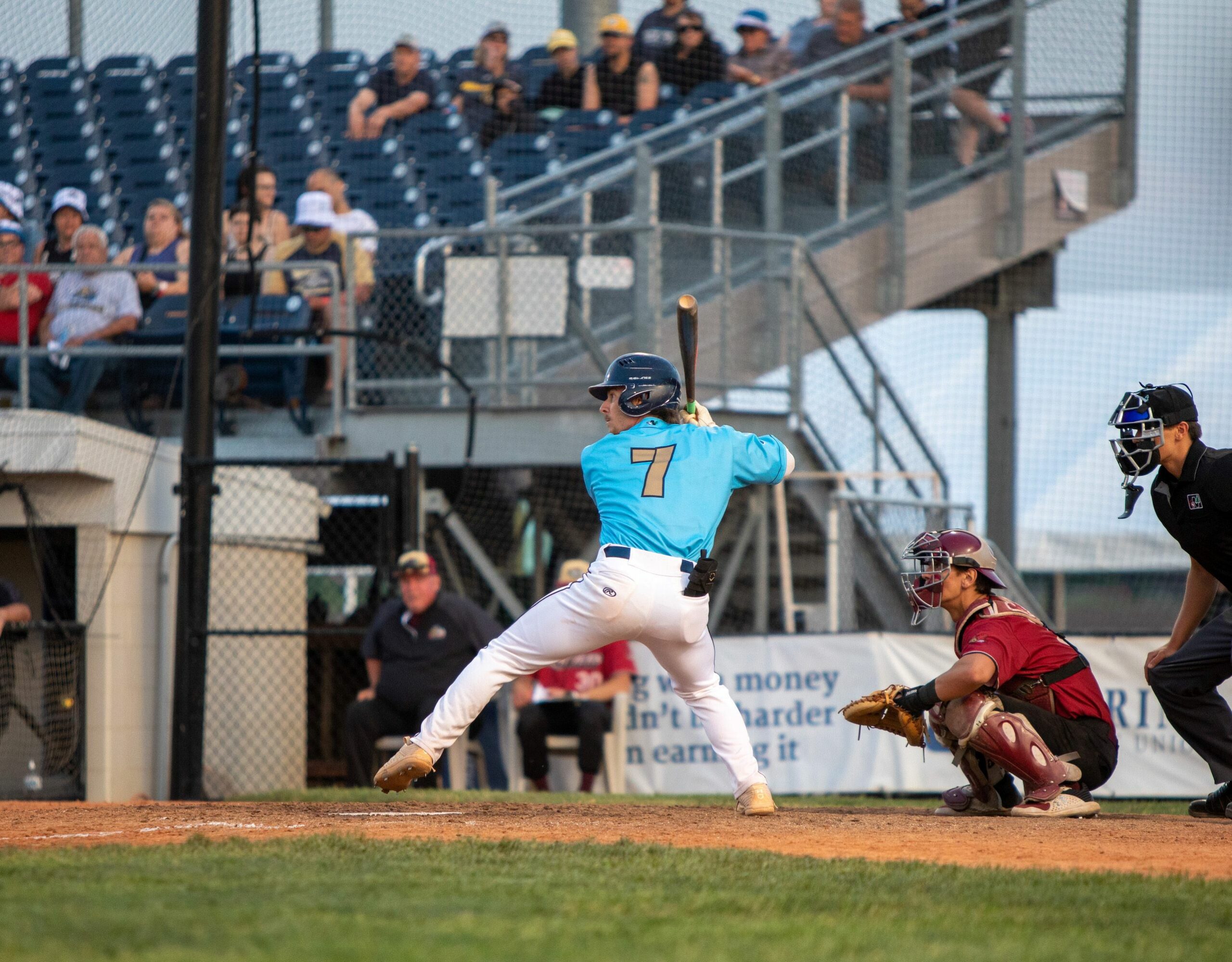 Dock Spiders Hook Chinooks 11-7 - Envision Greater Fond du Lac