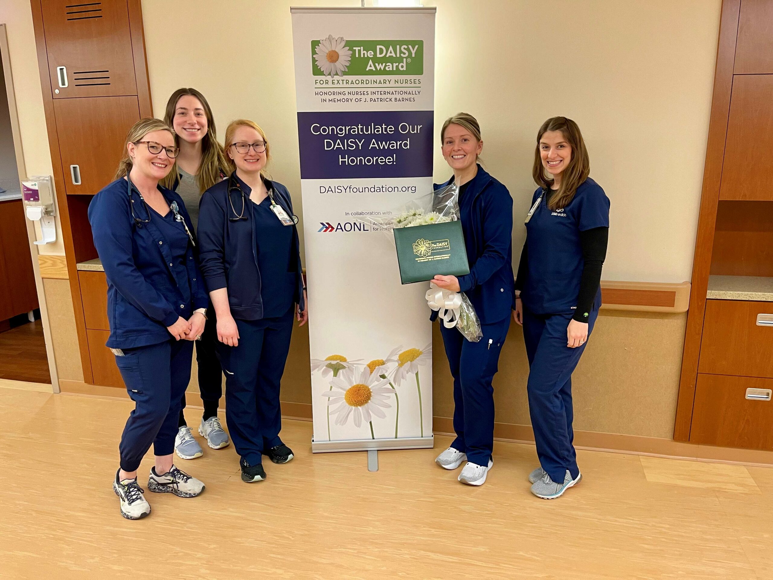 5 West nurse receives St. Agnes Hospital DAISY Award for Extraordinary ...